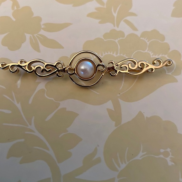 Monet | Jewelry | Vintage Monet Scrolling Pearl Bar Brooch | Poshmark